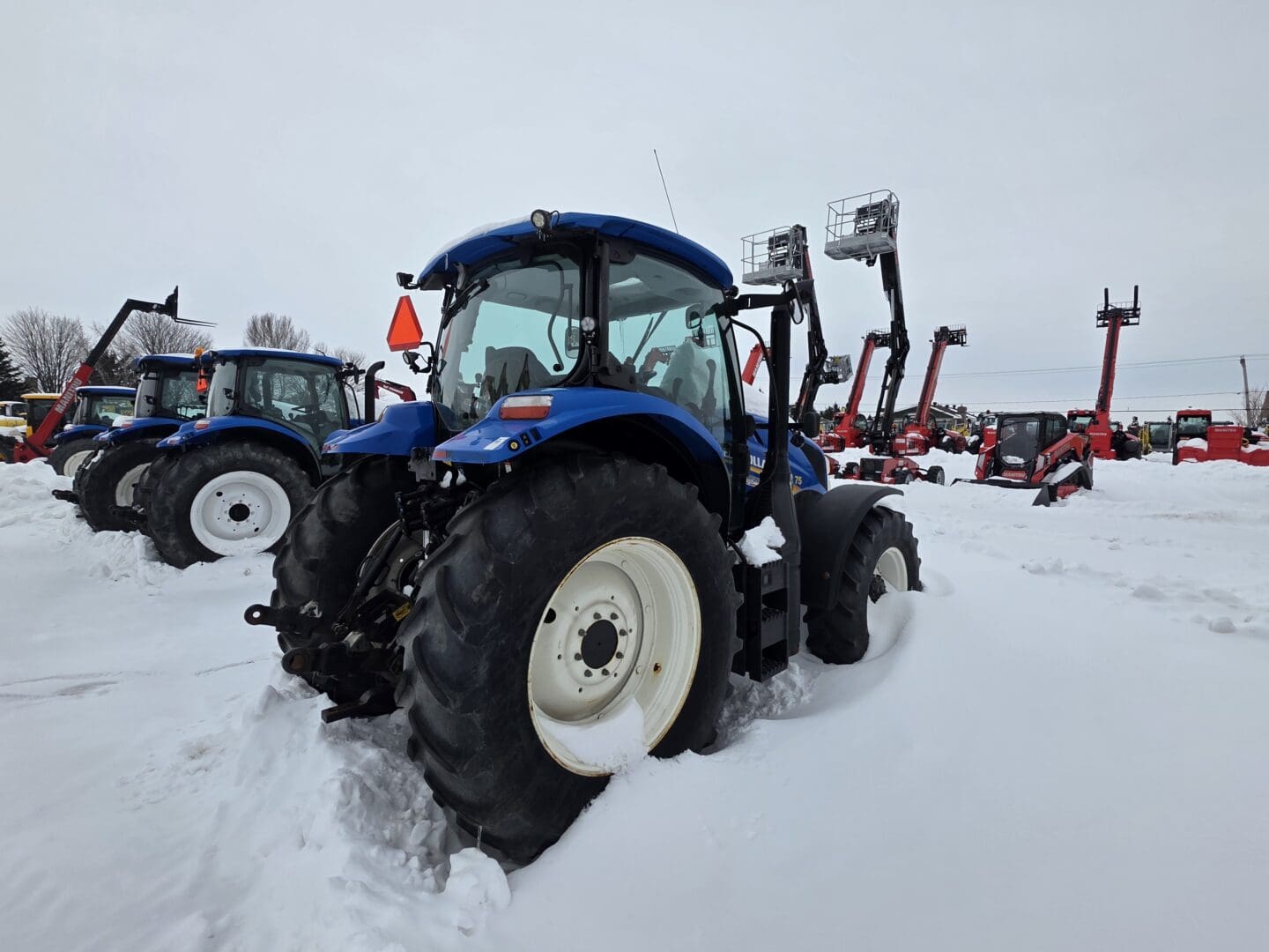 J. René Lafond : Votre expert machinerie depuis 1974 - Machinerie Avantis