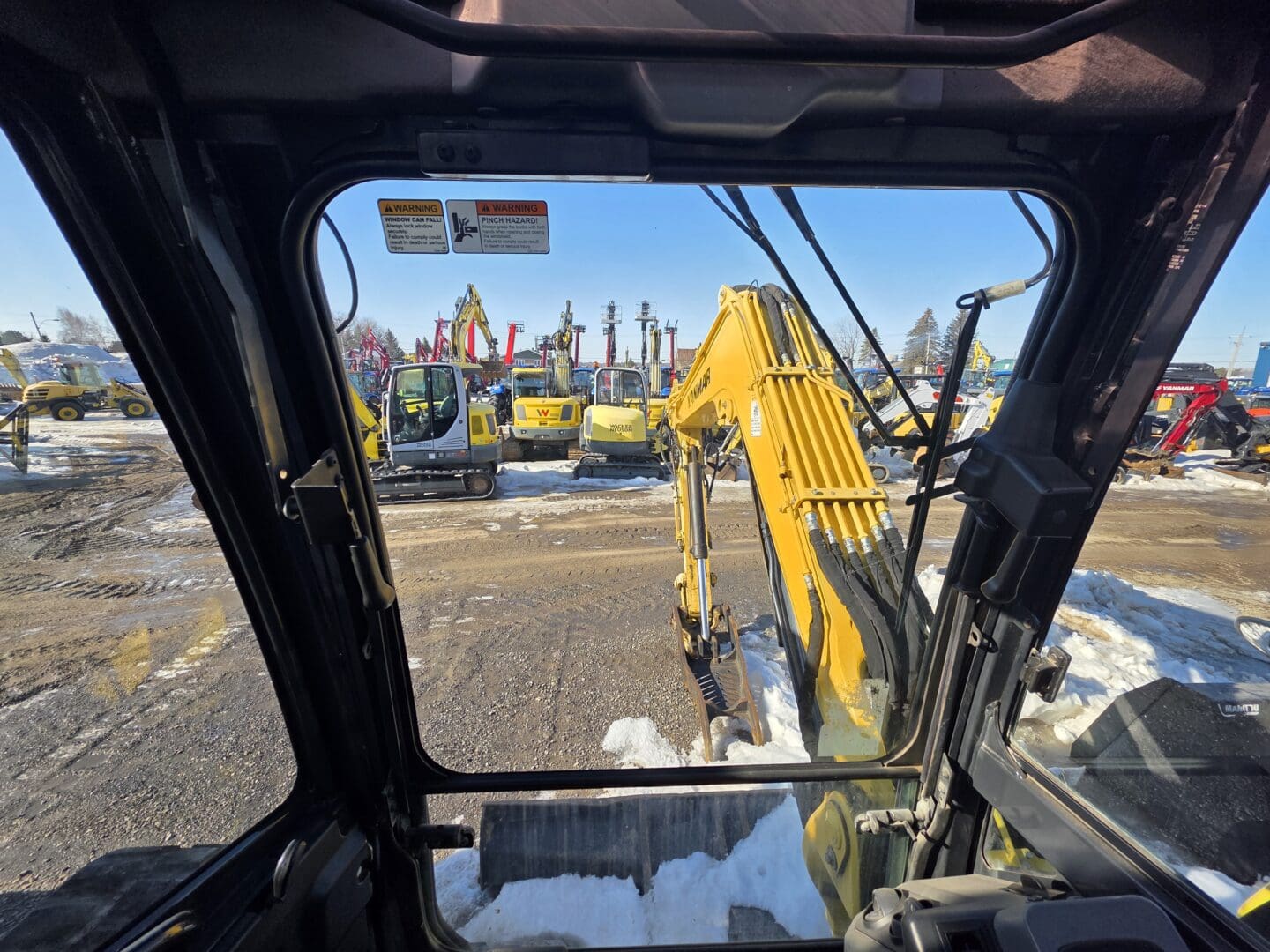Jean Renée Lafond - New Holland Machinerie Avantis