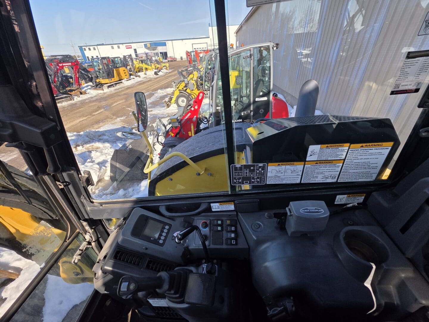 Jean Renée Lafond - New Holland Machinerie Avantis